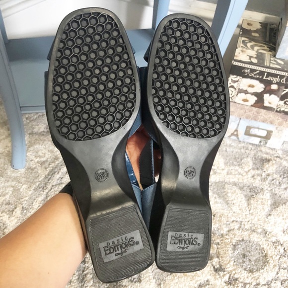 Basic Editions | Shoes | Basic Editions Blue Sandal | Poshmark